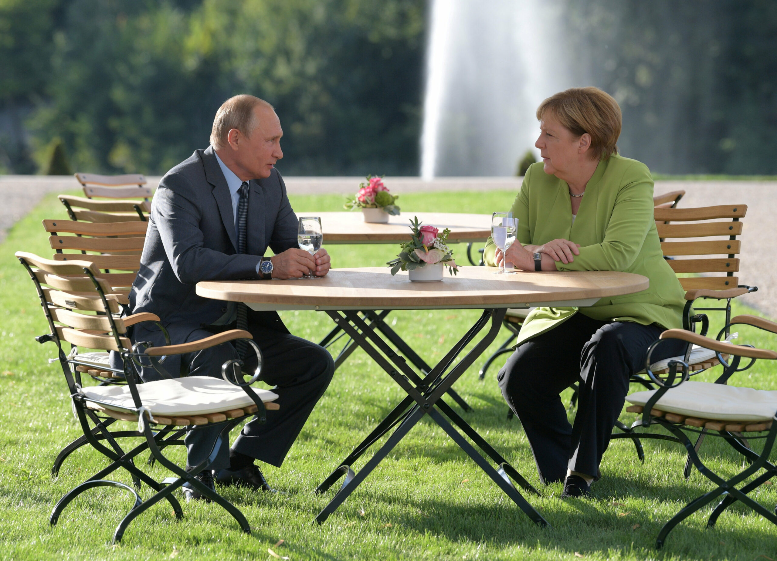 Putin o plašenju Merkel sa psom: "Angela, oprosti mi, molim te. Nisam ...