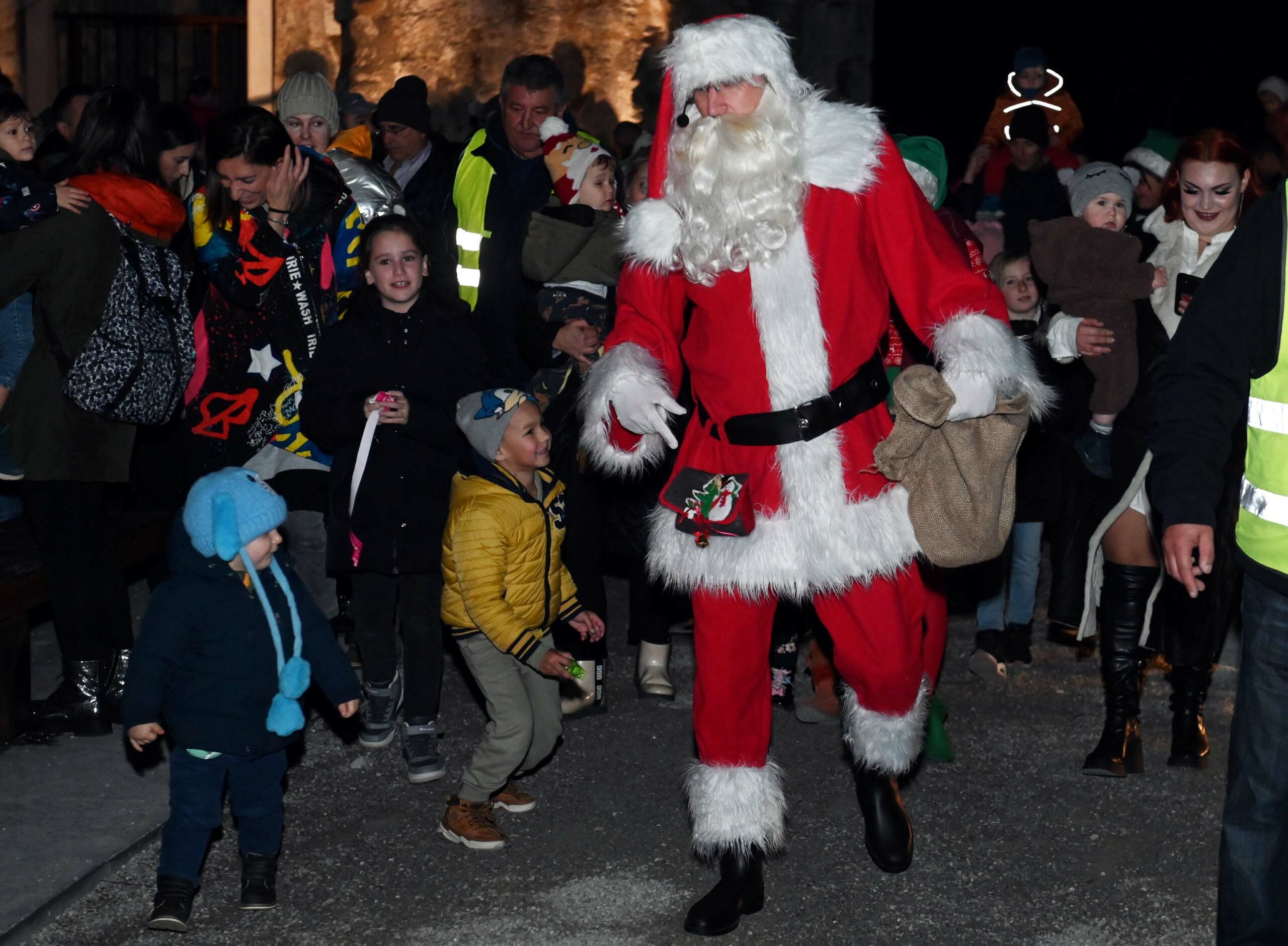 Grad Kastav osigurava darove Djeda Mraza za sve mališane predškolske ...
