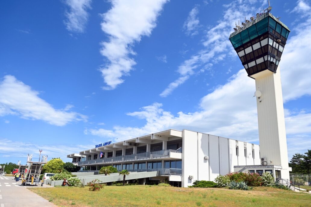 Hrvatske zračne luke bilježe rast putnika u prvoj polovici godine, evo ...