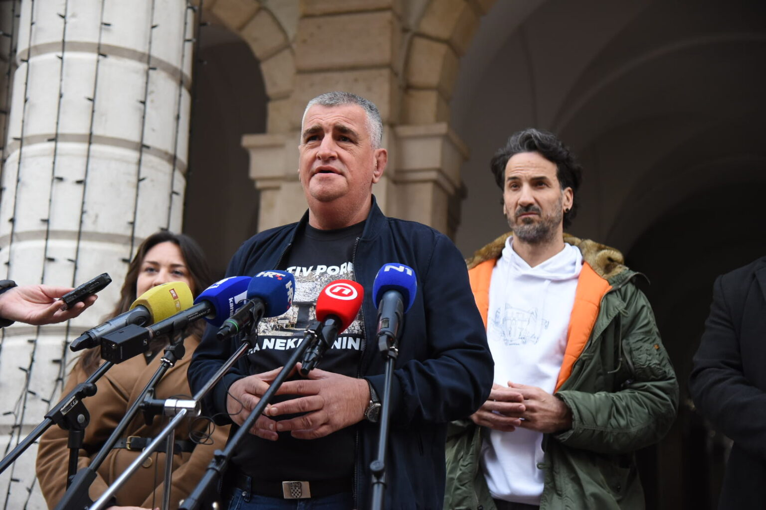 Miro Bulj u Rijeci: Primorac, Milanović i Plenković su mlatili kroasane ...