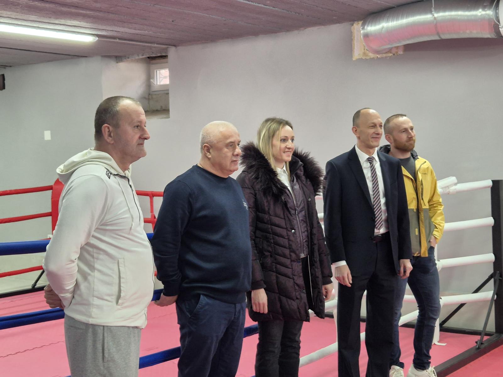 Gospićki boksači napokon dobili ring - Novi list