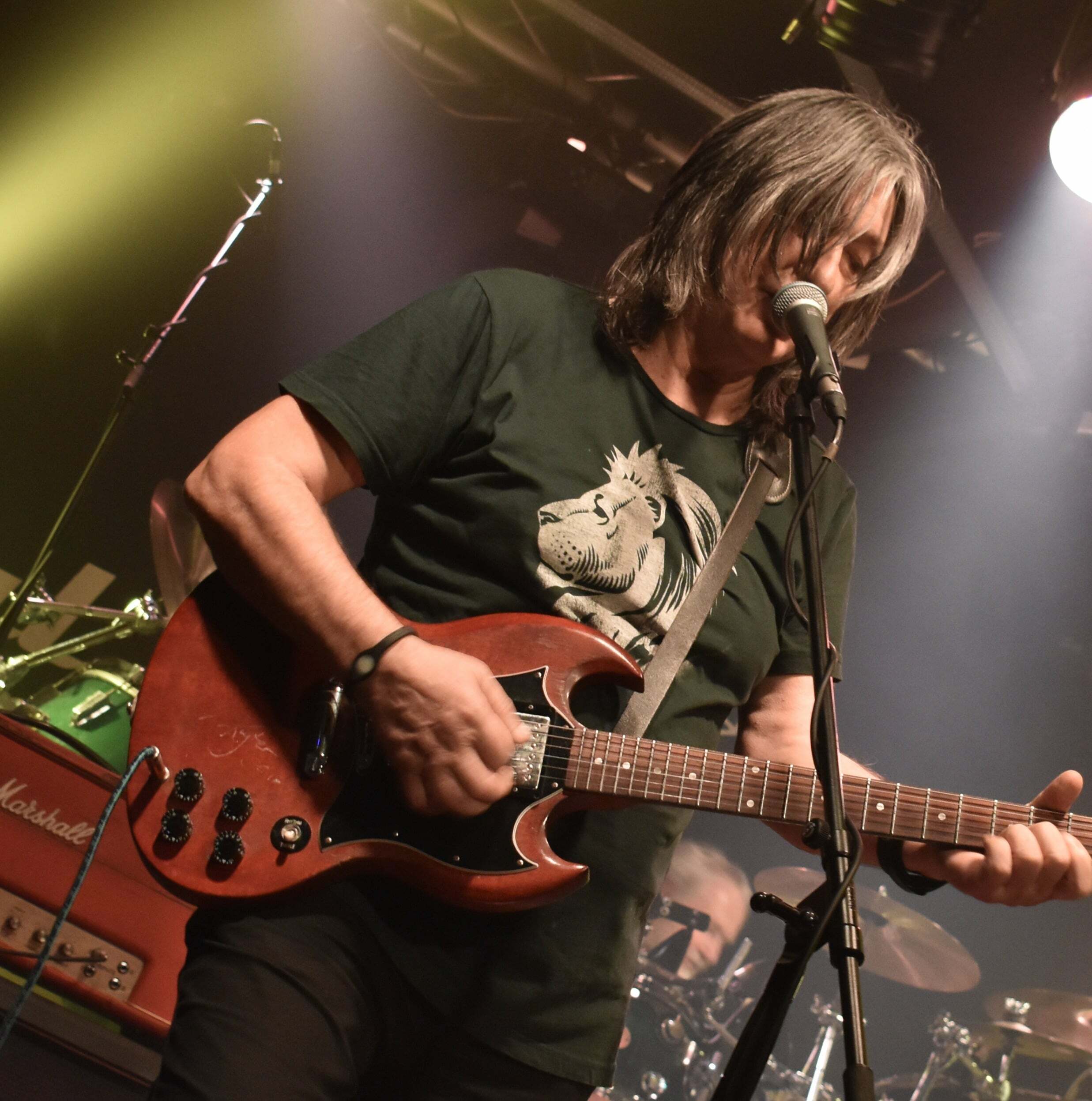 VEDRAN BOŽIĆ Legendarni gitarist s grupom Rock Masters ove će subote ...