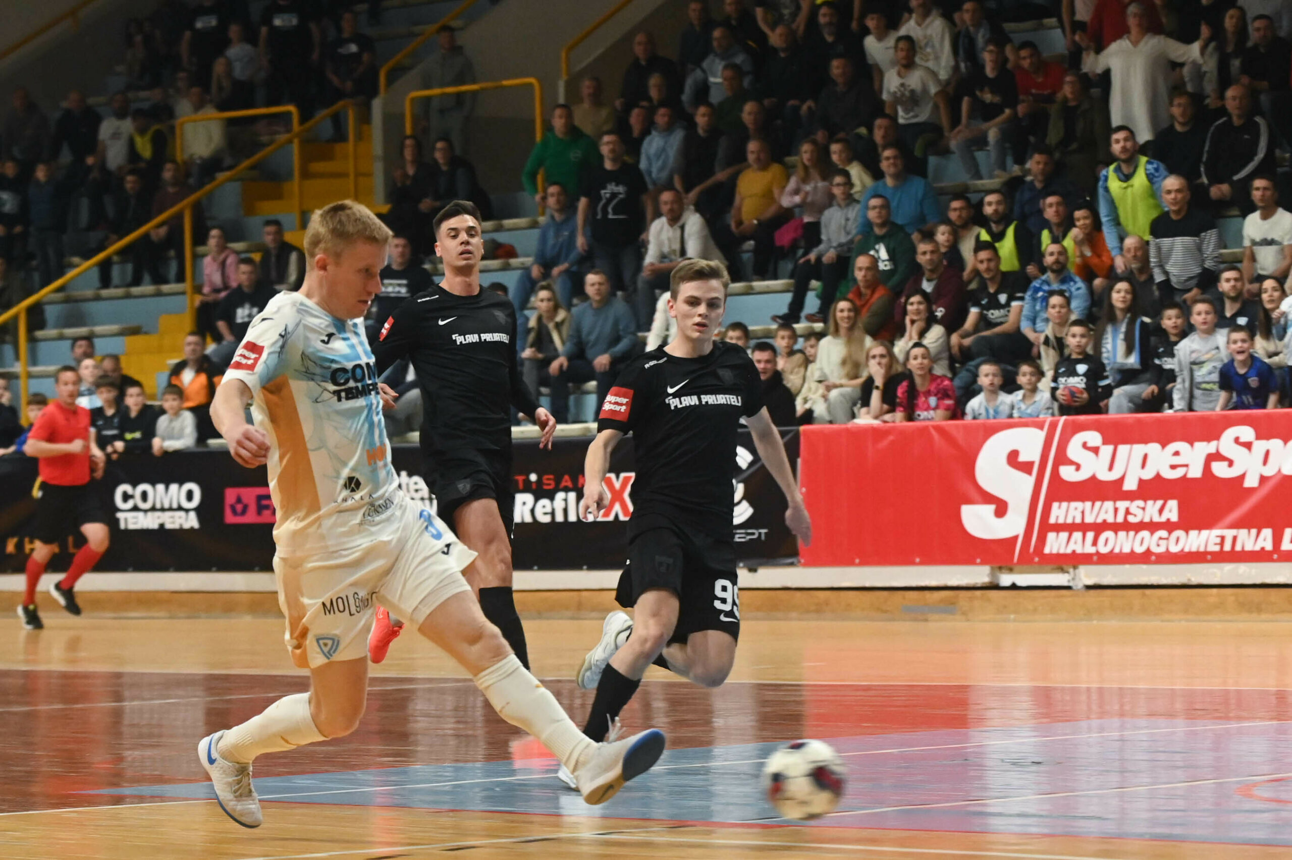 Futsal momčad Rijeke doživjela novo prizemljenje. Cijela sezona sada ...