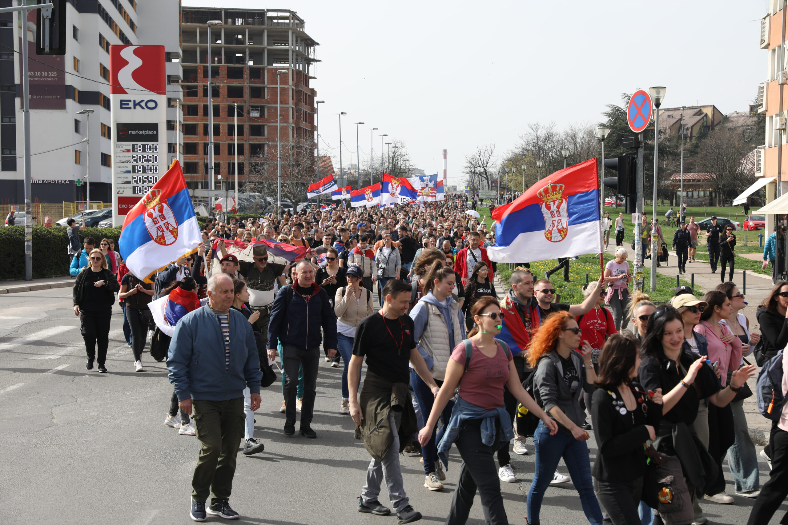 Beograd se sprema za veliki prosvjed, na ulicama i jake policijske ...
