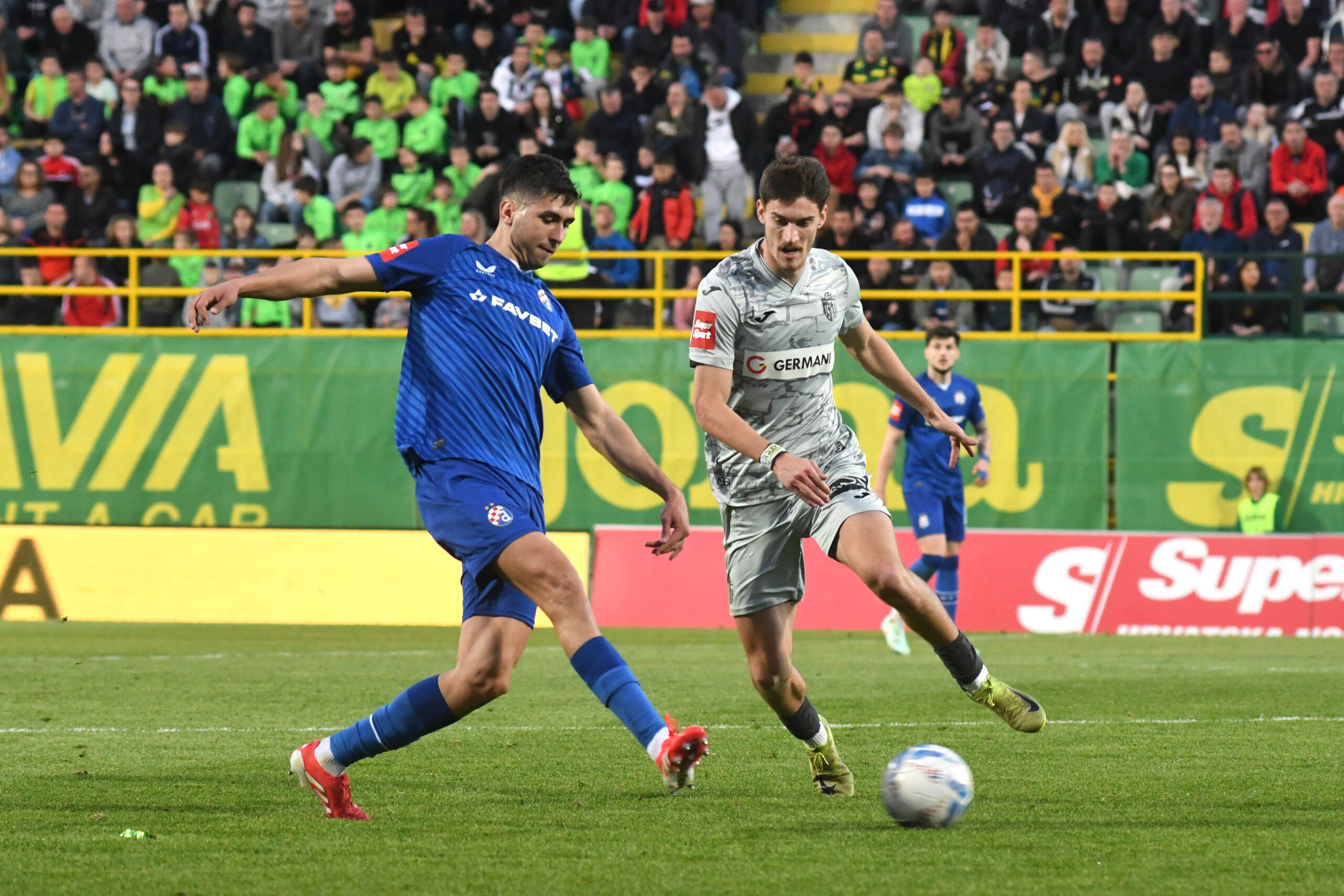 Istra 1961 razbila Dinamo! Modrima minimalna šansa da će osvojiti titulu prvaka - Novi list