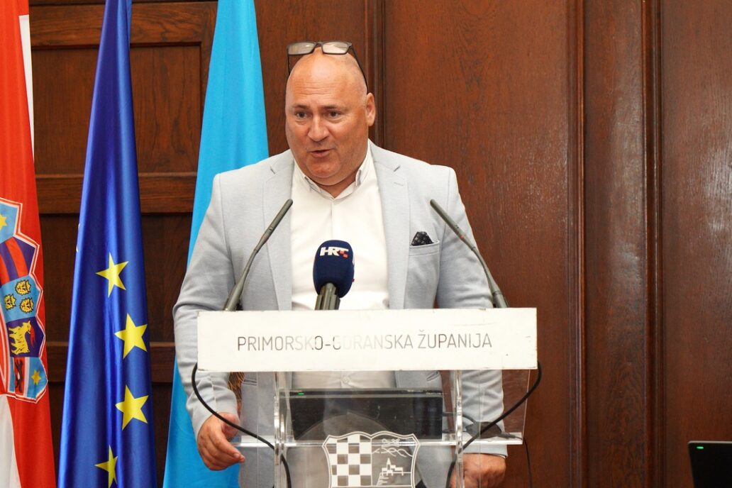 Leo Pavela jedini protiv županijskog plana ulaganja u sport - Novi list