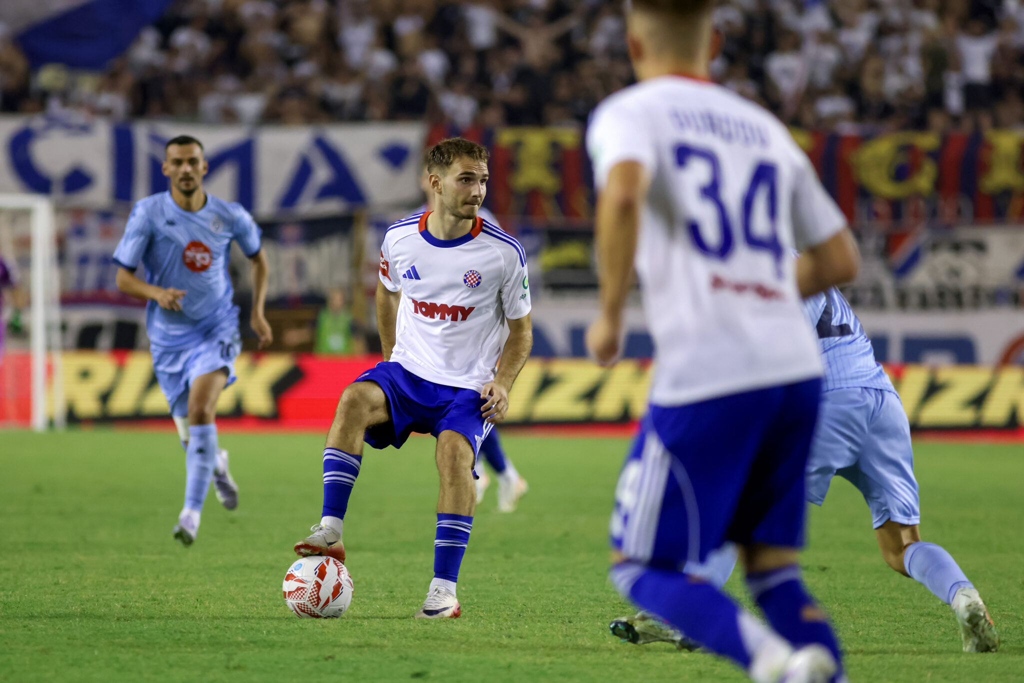 Hajduk već 15. godinu zaredom zaustavljen u kvalifikacijama za Europu. Trener Albanaca se ...