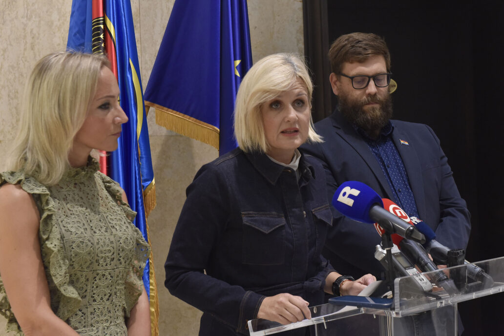Nevrijeme u Rijeci: Šef ViK-a Marochini podnio ostavku, štete na ...