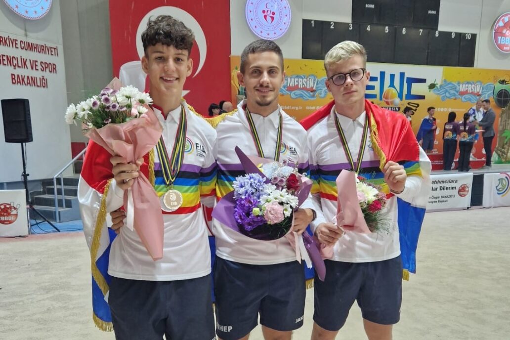 Filip Klarić i Lovro Šipek te Ivano Rajačić Muža osvojili zlatne medalje na SP-u u boćanju ...