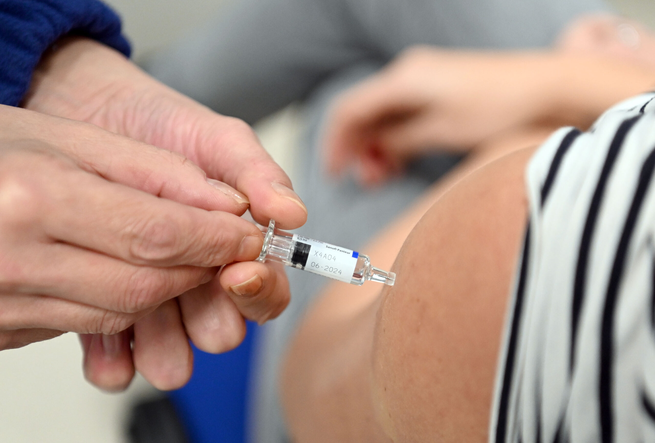 Danas počinje cijepljenje protiv gripe. Ima 420 tisuća doza, ovo su skupine za koje je besplatno ...