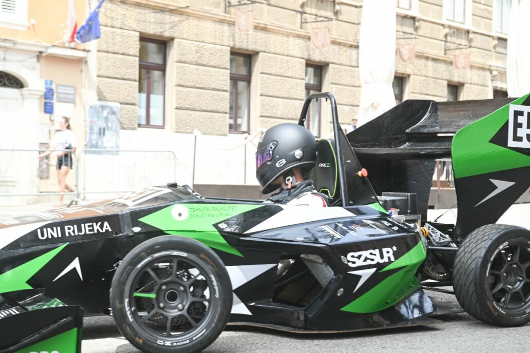 RiTeh Racing Team Tehničkog fakulteta među 156 timova iz 40 zemalja ...