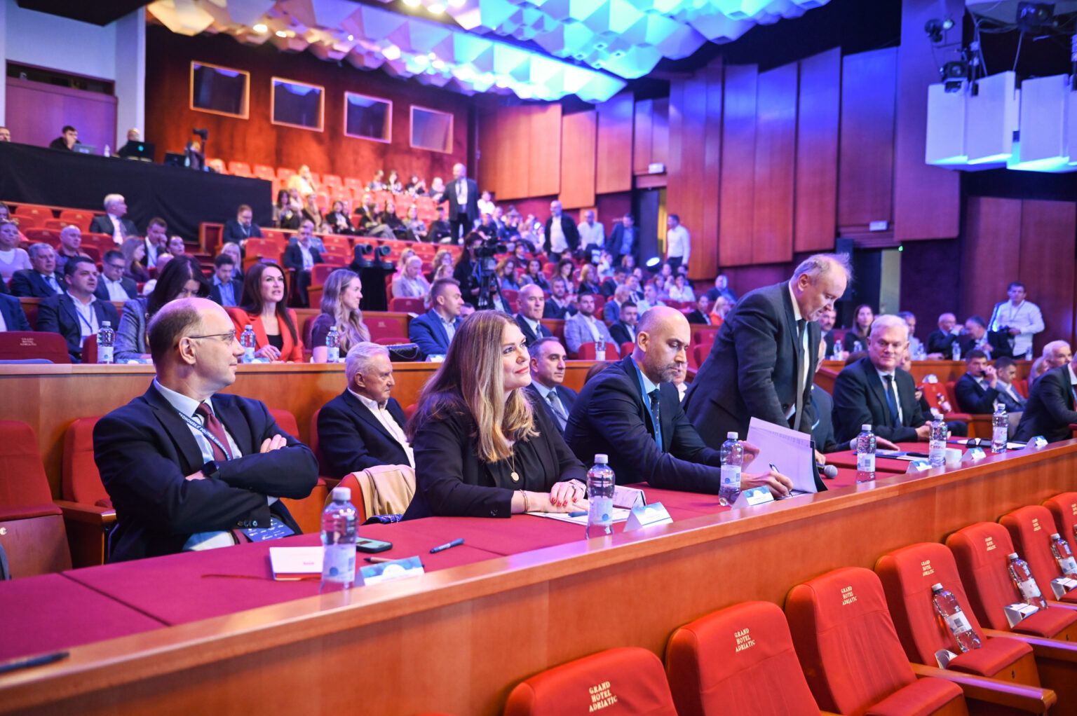 Ugledni ekonomist upozorava: "Nismo dobro uveli euro, Hrvatska će i ...