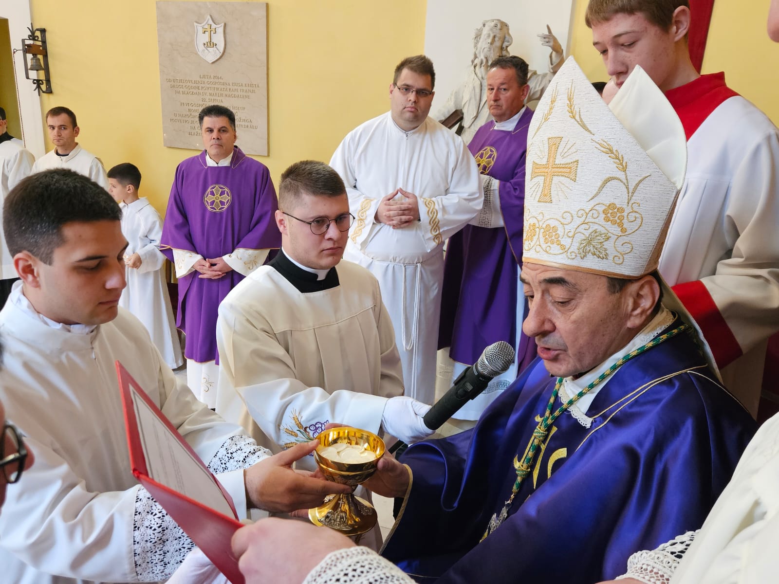 Proslavljena Nedjelja Caritasa, prva obljetnica biskupskog ređenja i ...