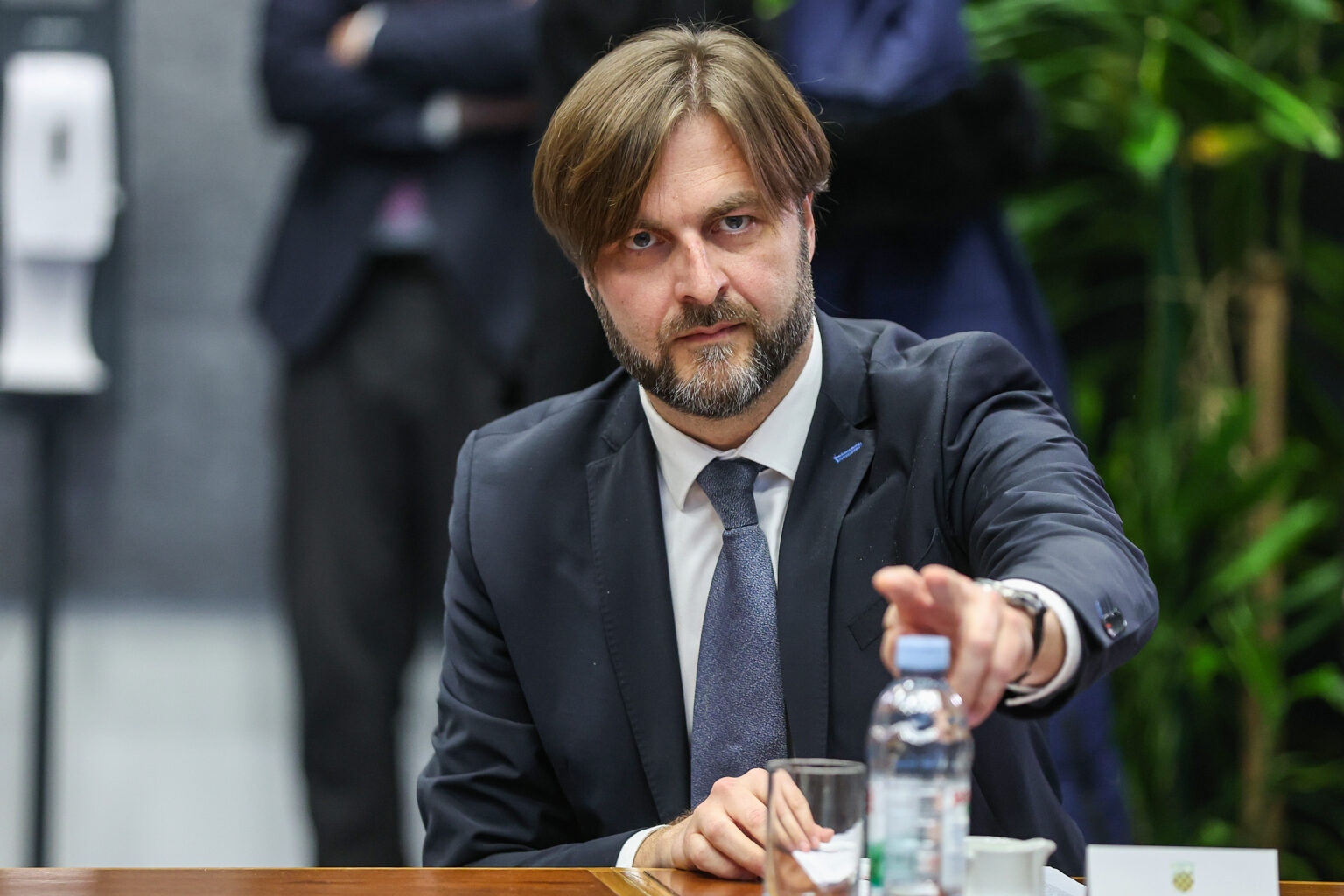 Ćorić očekuje potporu Sabora Žigmanu za čelnika HNB-a - Novi list