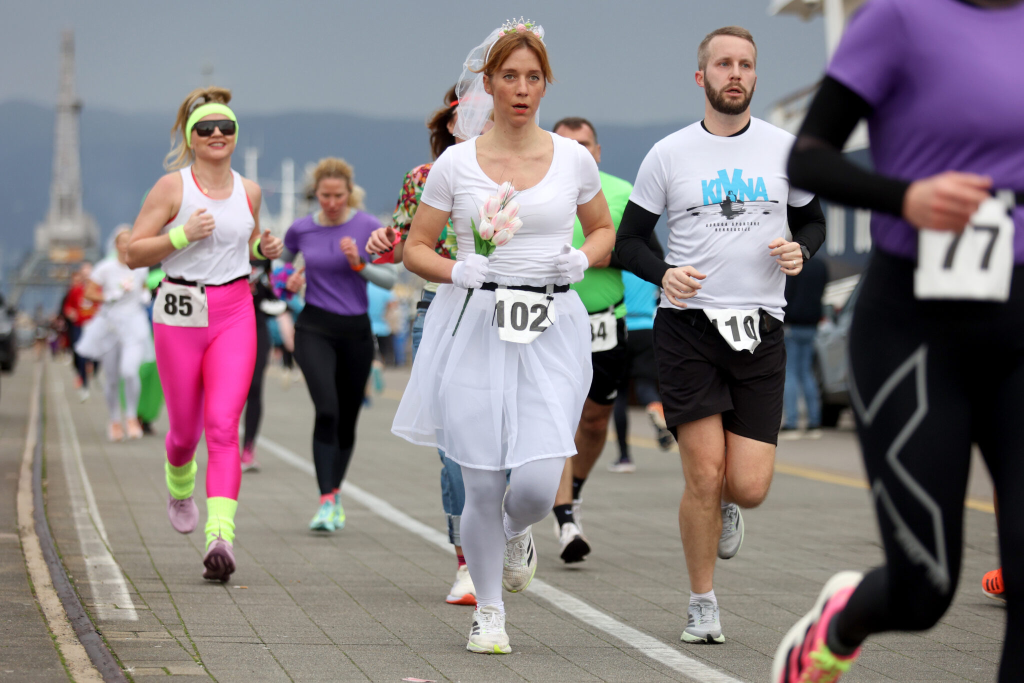 Carnival Run: Čak 199 natjecatelja trčalo Molo Longom - Novi list