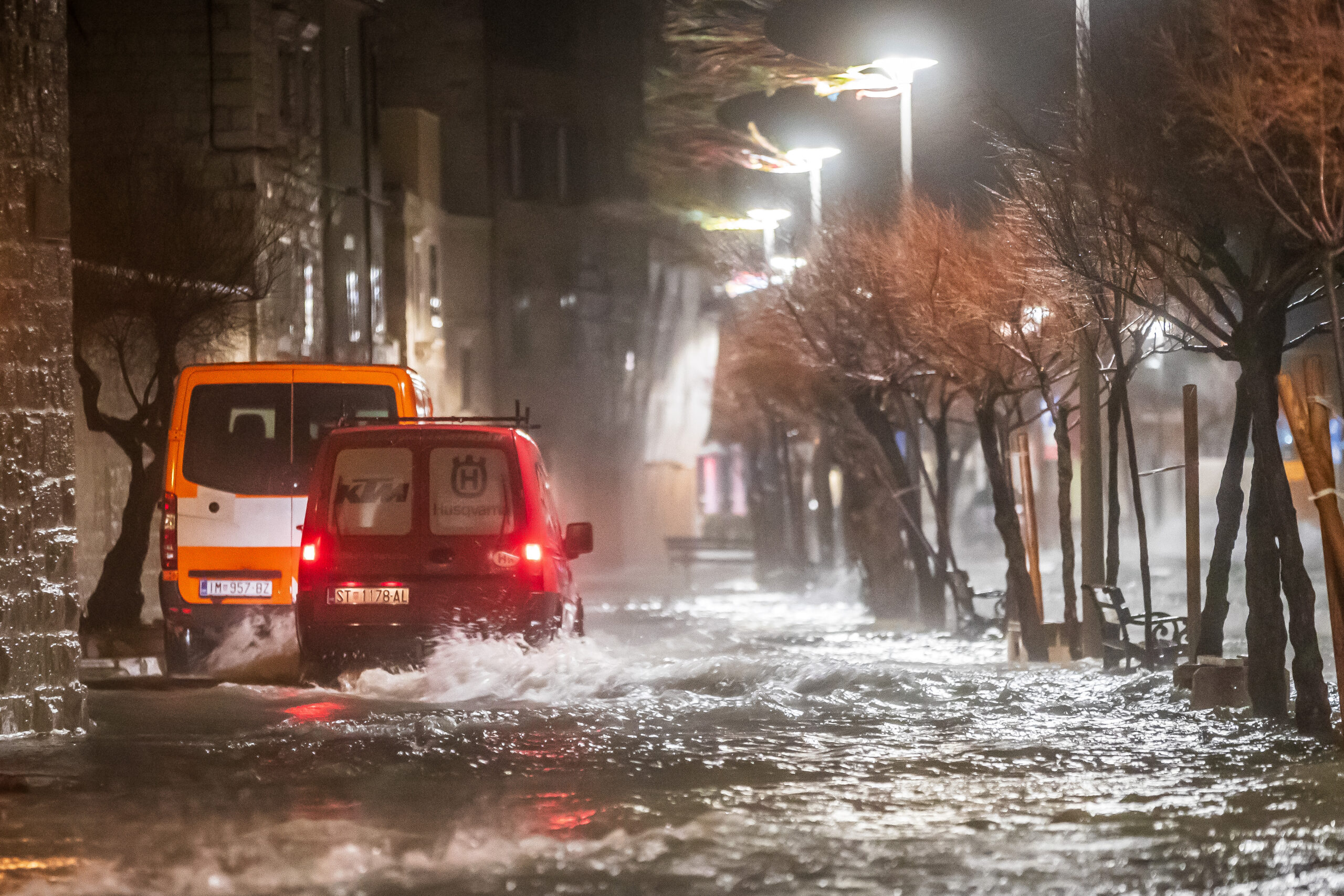 OPREZ! Crveno upozorenje za riječku regiju: Olujno jugo, orkanska bura ...