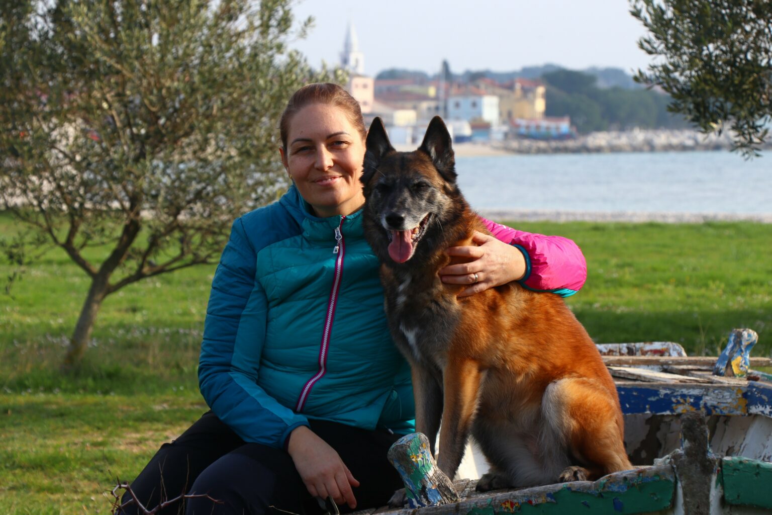 Karina je licencirana vodičkinja potražnih pasa. Donosimo priču o njoj ...