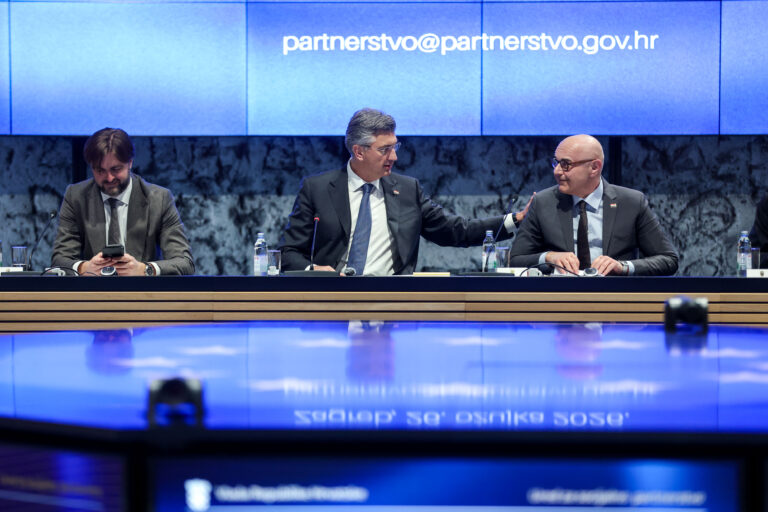 Plenković: "Cijena struje i plina ostaje ista do 30. rujna, paket mjera ...