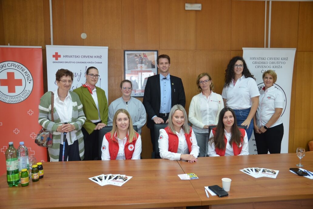 U Čabru otvoren novouređeni Dnevni boravak za starije osobe. Evo što ...