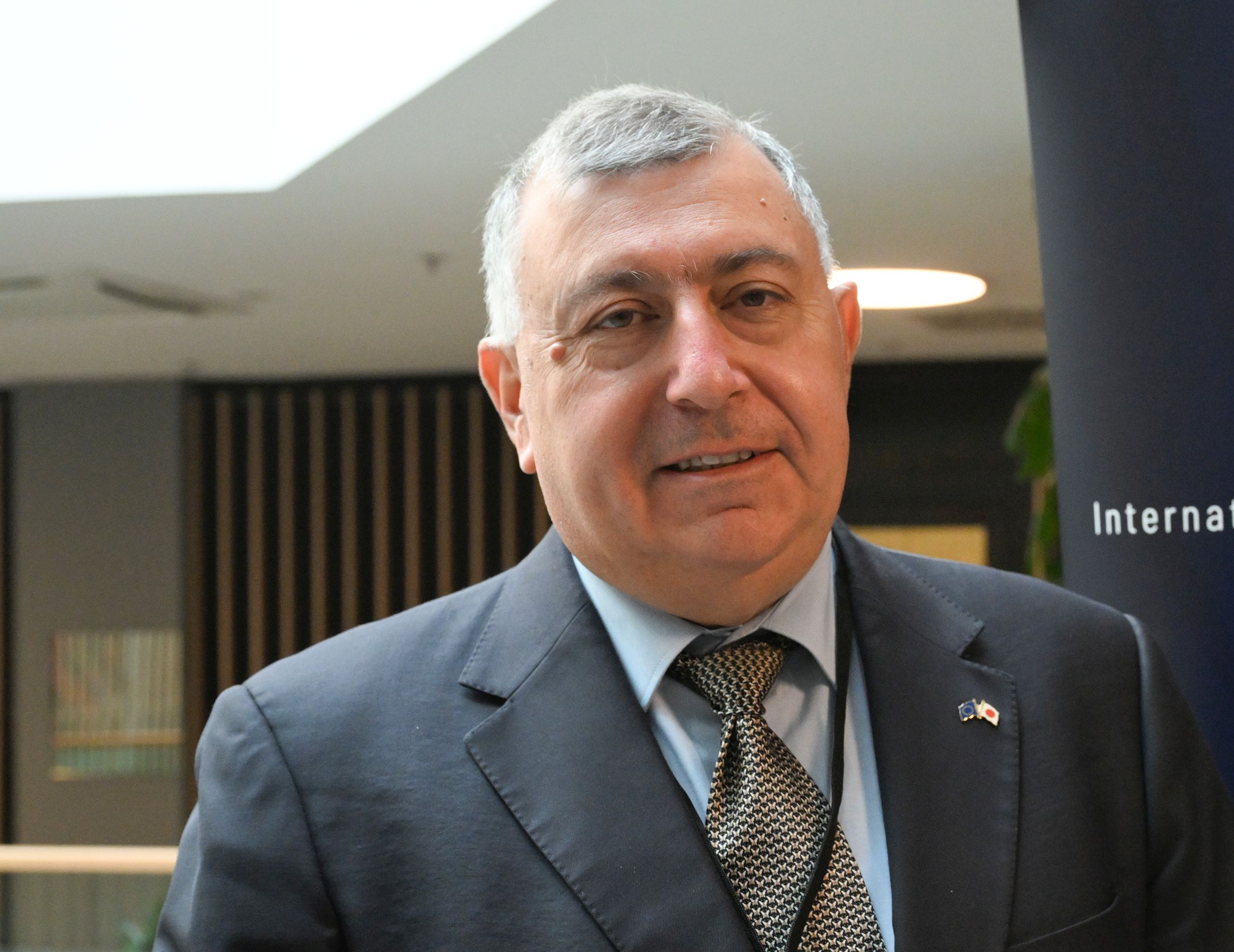 "Sve je jasnije da ih čeka poraz u Ukrajini": Tadić objavio pet ...